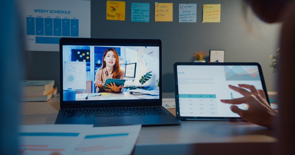 Managing a Remote eLearning Team: Challenges & Solutions